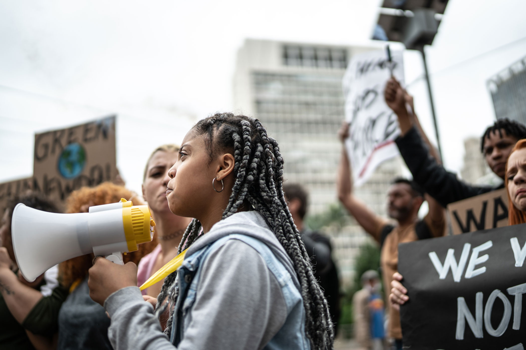 Justice 40: Advancing Equity Through Infrastructure Investment - Gender ...